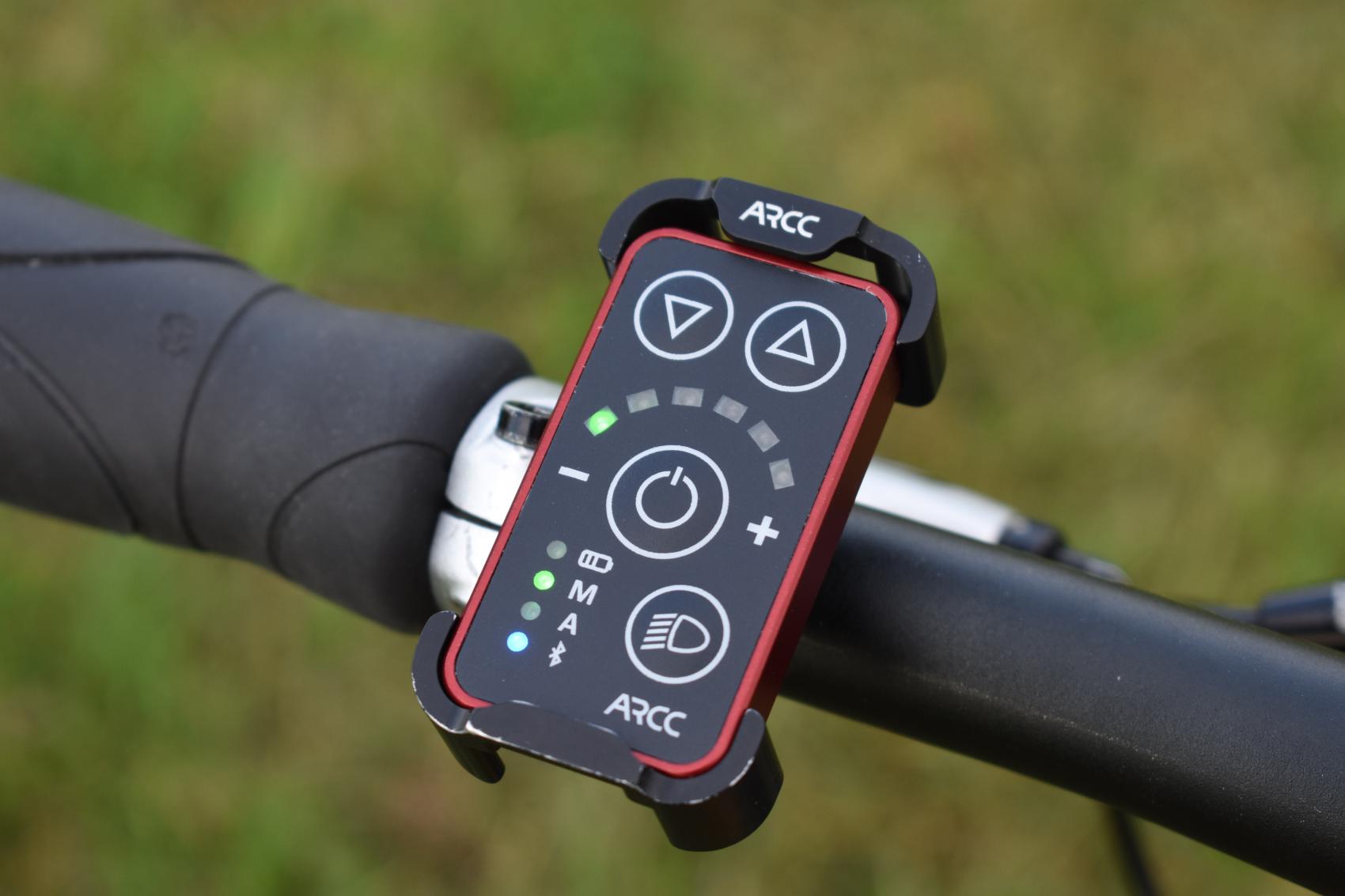 Bike test: ARCC Moulton TSR separable e-bike | Cycling UK